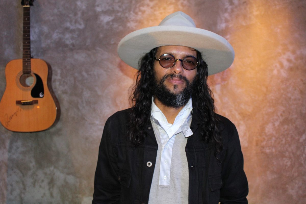 Confira entrevista exclusiva com o ex-Menudo Draco Rosa - Acesso Cultural