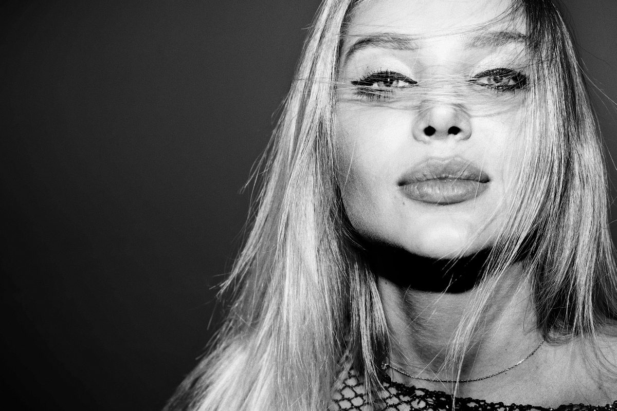 Amora chega com a intensa "Stay Strong" | Acesso Cultural