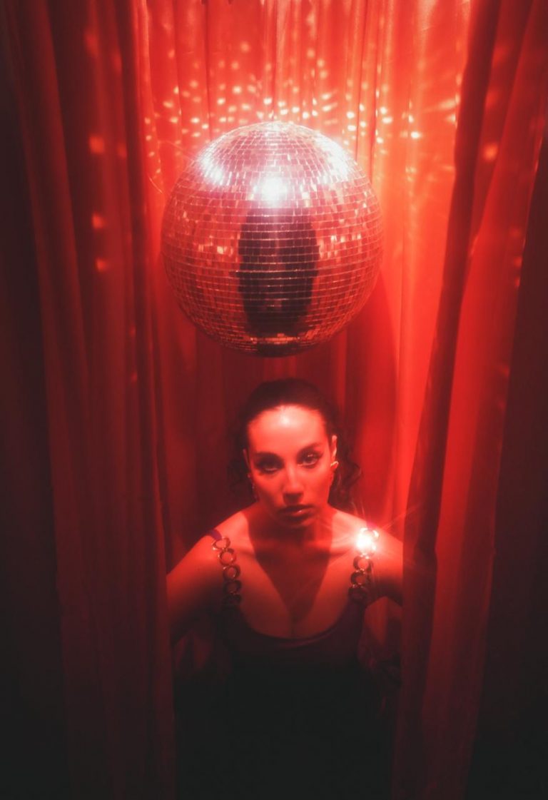 Myra Ruiz apresenta novo show online | Acesso Cultural