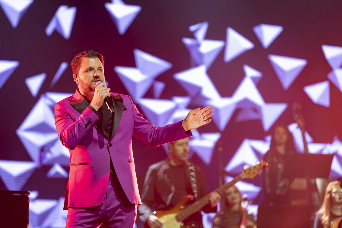 Mauricio Manieri e Jon Secada em megashow em SP - Acesso Cultural